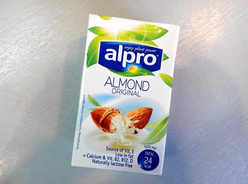 Hromadná recenze rostlinných nápojů - Alpro a Provamel - Valeas Blog
